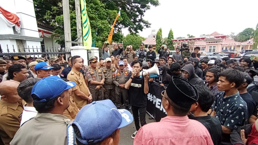 Tuntut ASN Netral, Bupati ; Sesuai Arahan Kemendagri ASN Boleh Datang ...